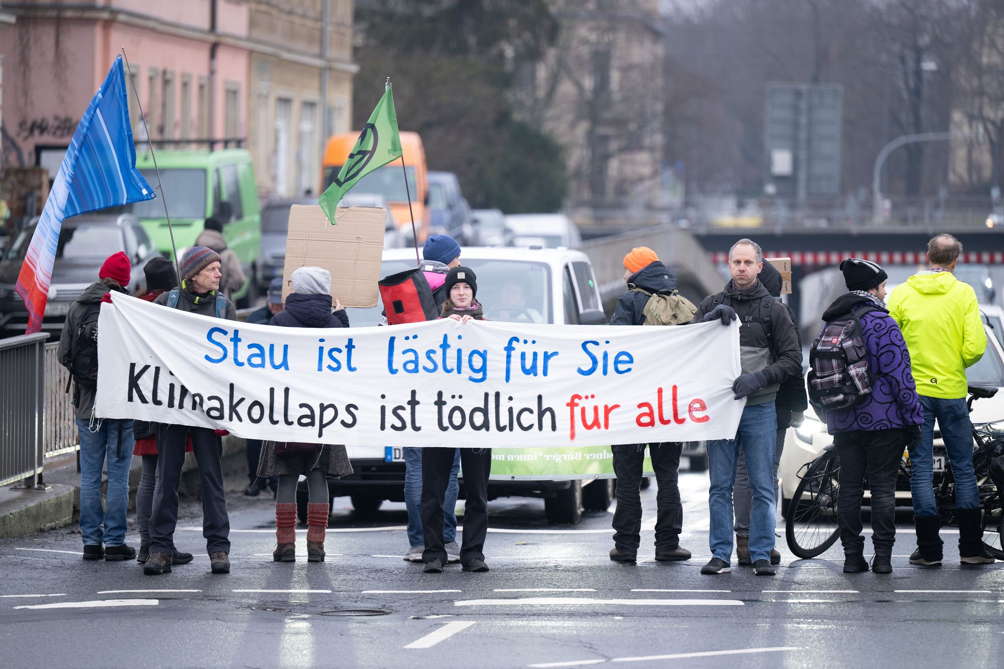 Straßenblockade für den Klimaschutz in Dresden