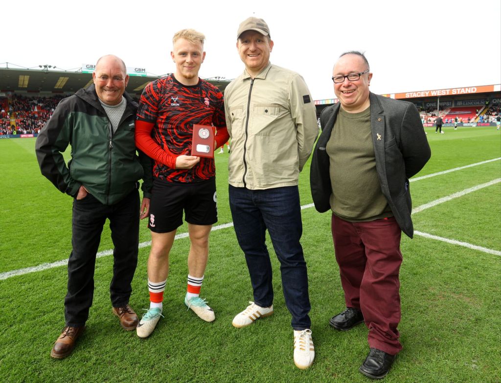 Former Imps loan star in advanced talks with League One side