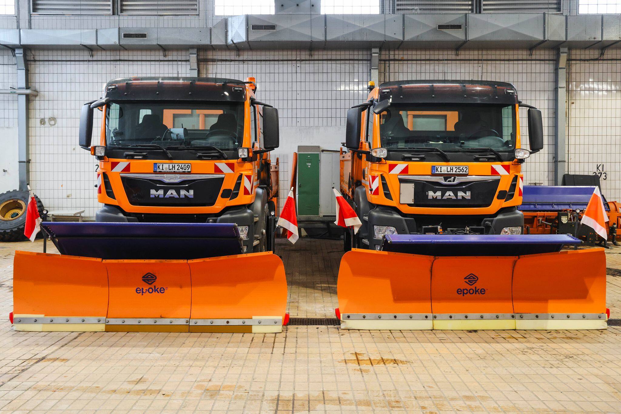 Schwerer Unfall bei Lauterburg: Seat kracht in Räumfahrzeug