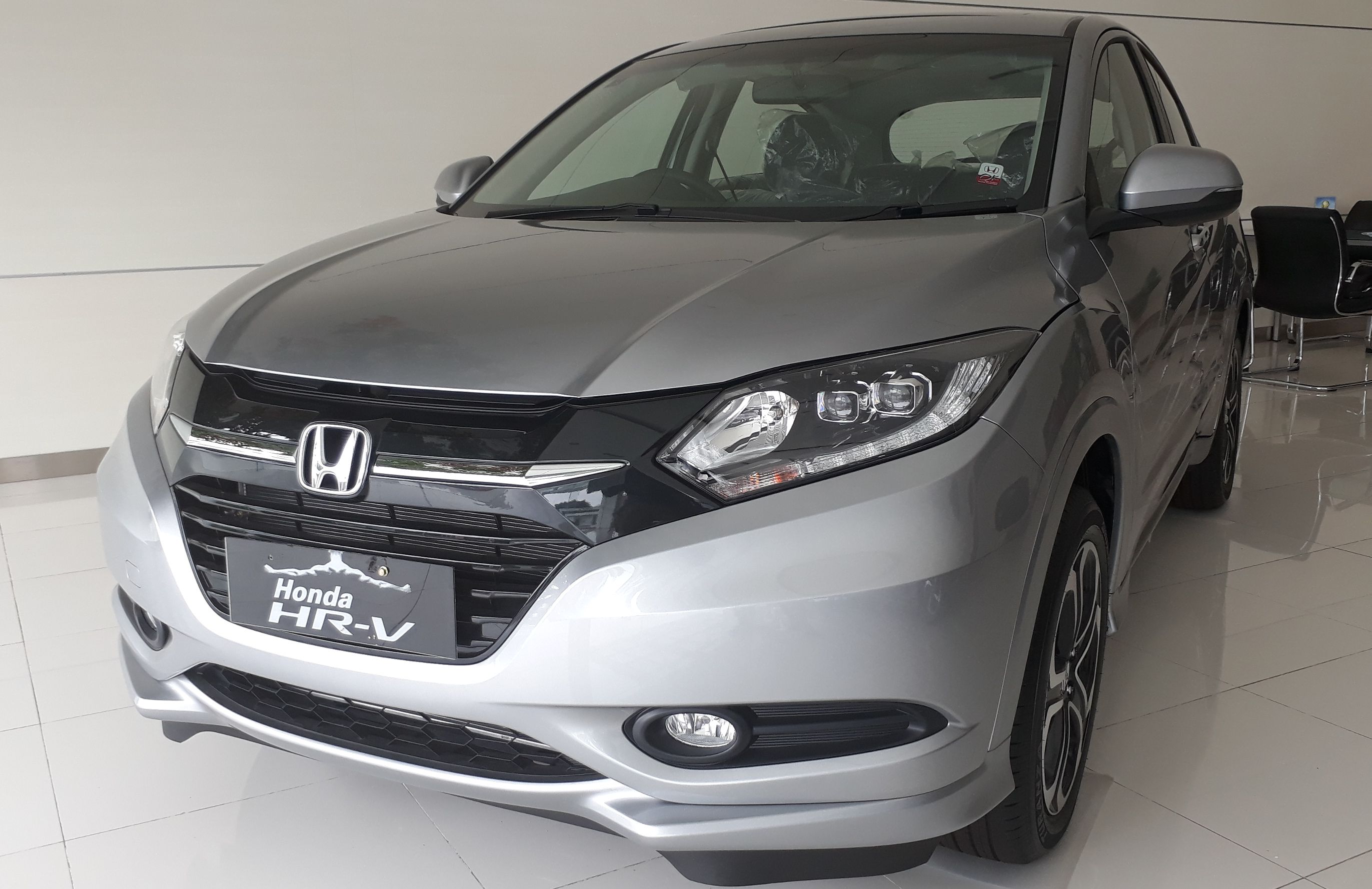 Baca dulu, 7 kelemahan Honda HR-V 2015 lengkap dengan spesifikasinya