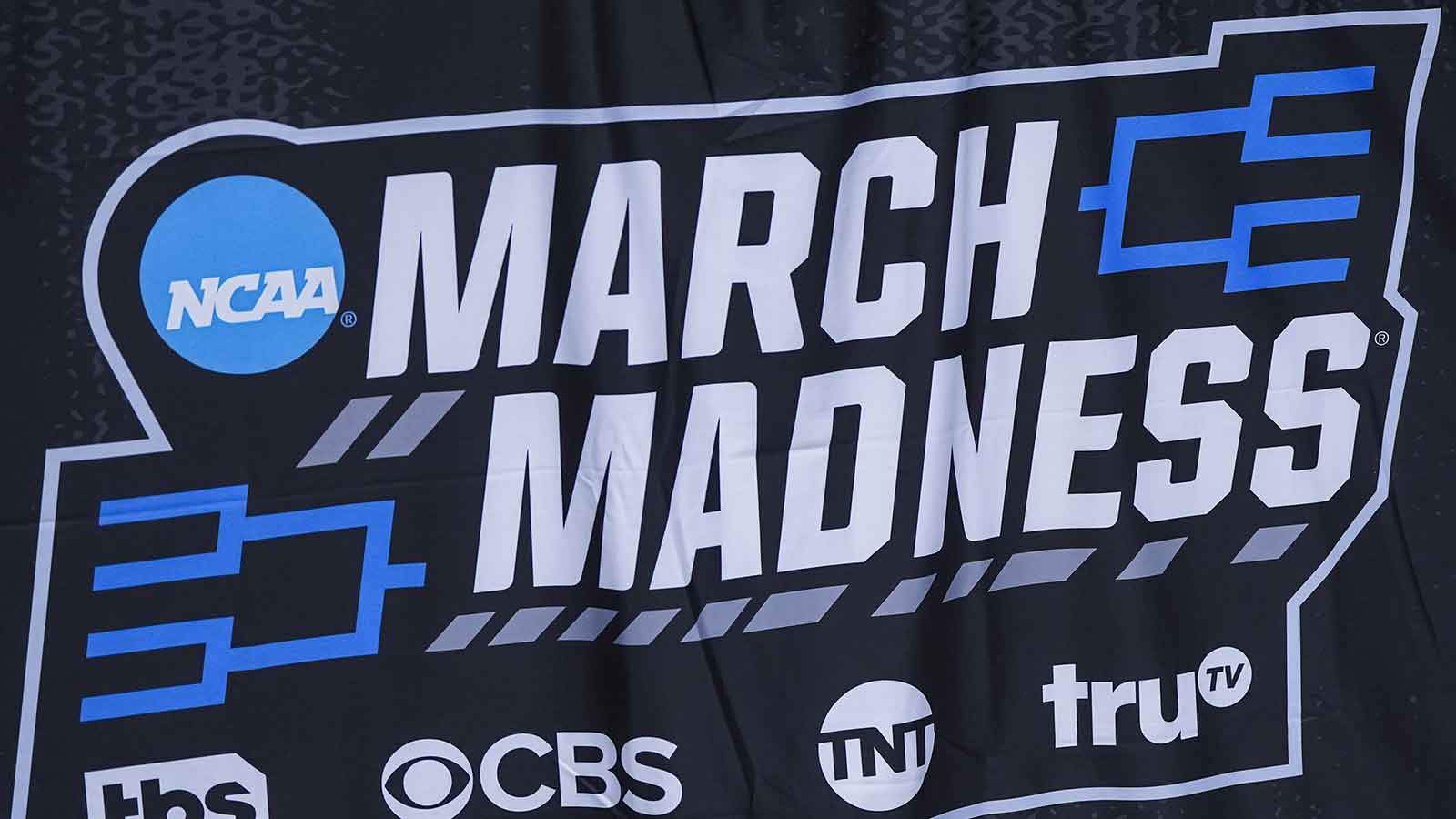 NCAA basketball transfer portal window delayed until after March Madness