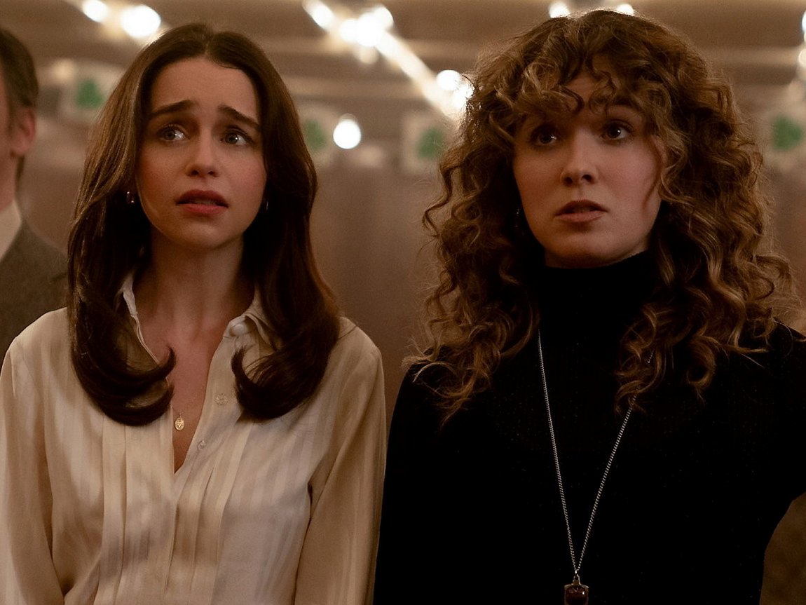 New series "Ponies": The Mother of Dragons as a substitute spy