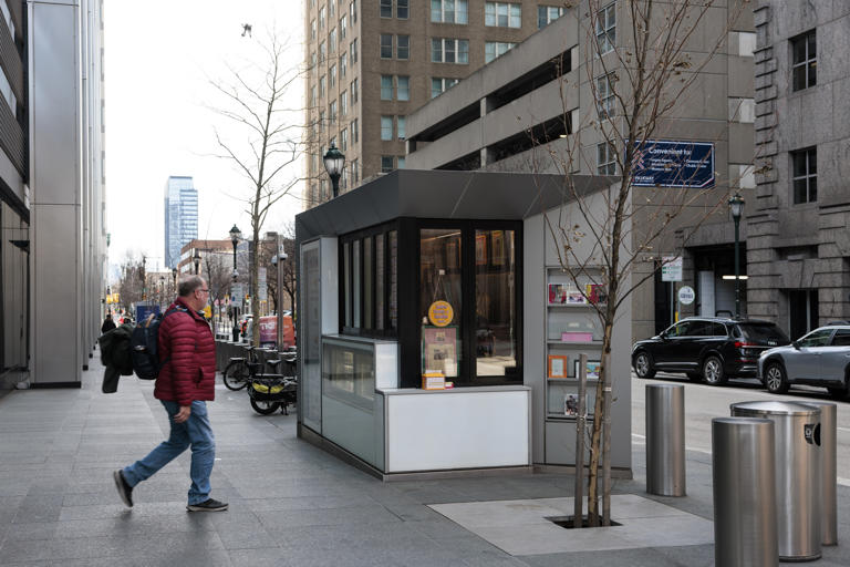 Mac Mart shrinks from a storefront to a kiosk, but expands its food ...