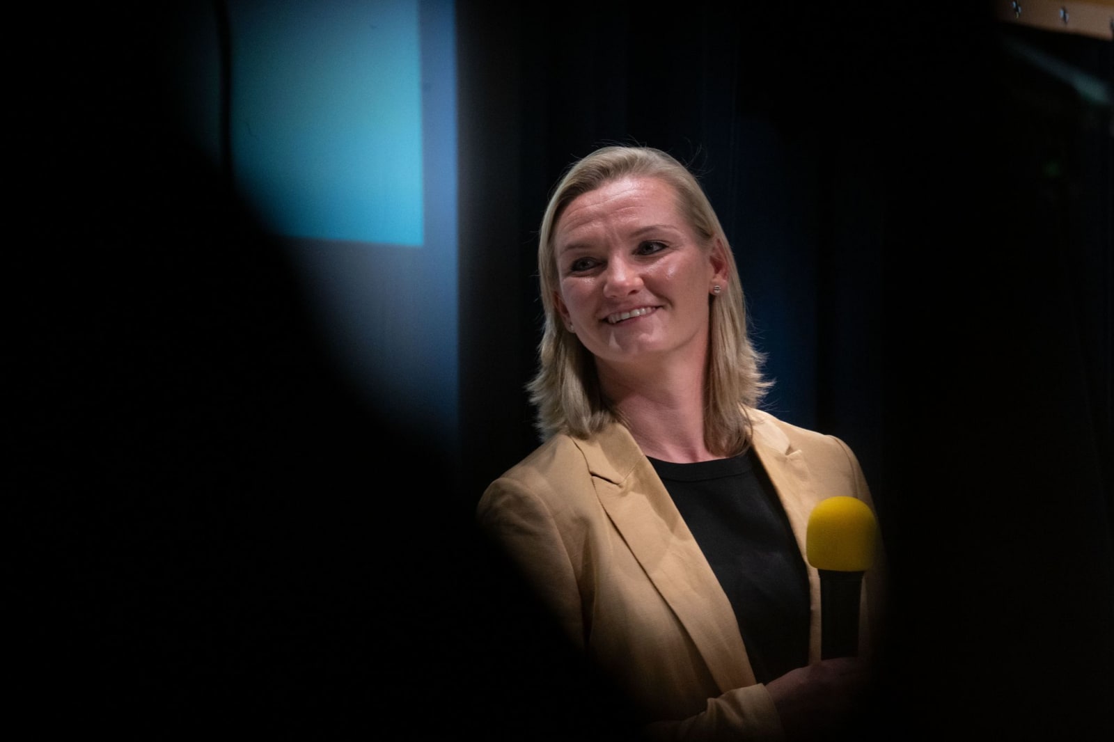 Former Germany captain Popp leaves future at Wolfsburg open