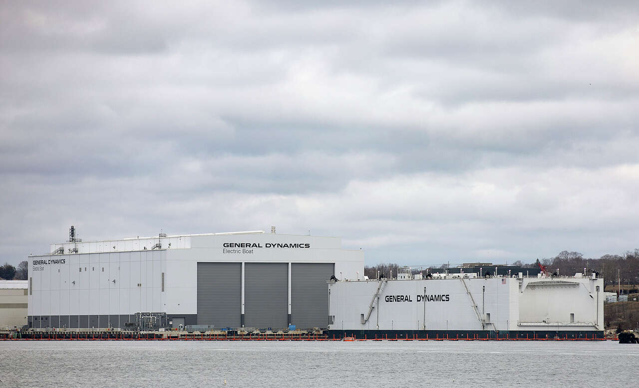 Newest Connecticut waterfront add: submarine cradle two football fields ...