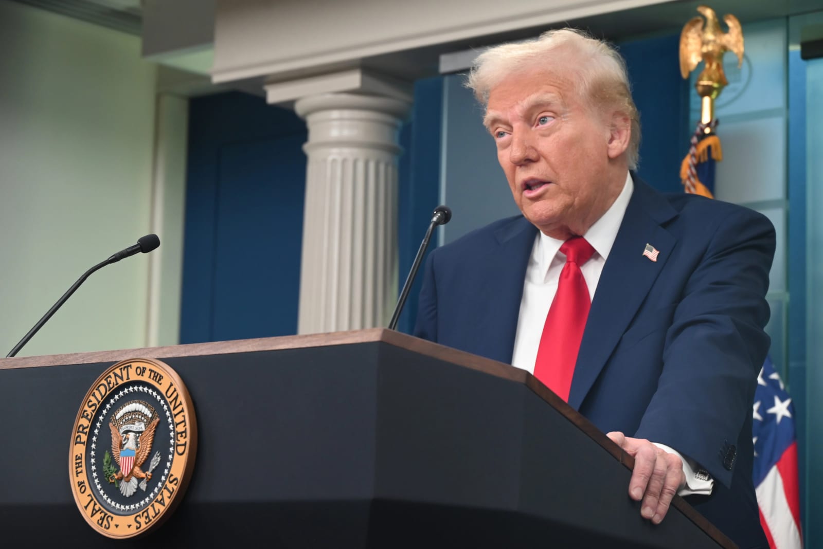 Trump invites Chinese and Japanese automakers to build in the US.—Japan ...