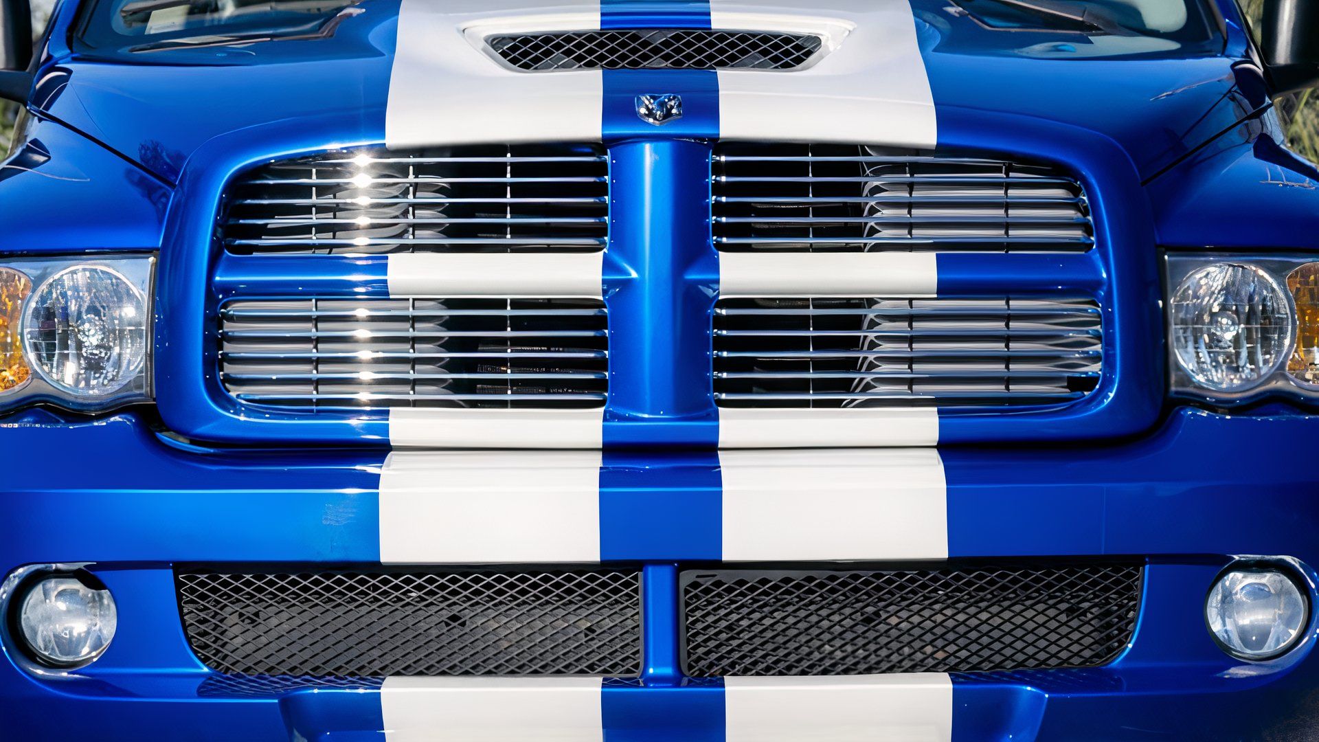 10 trucks with supercar-like engines that nobody remembers