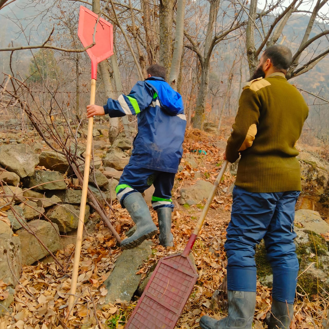QRV firefighters reach upper Nishat forest belt on foot to douse flames