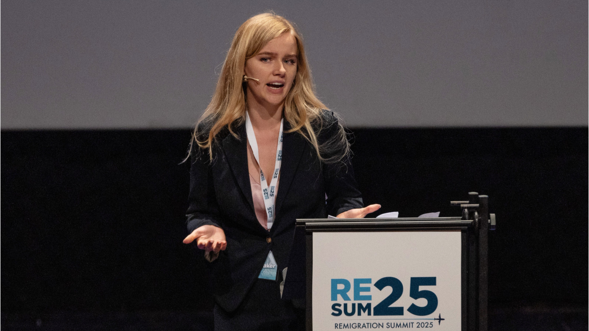 UK bars Dutch far-right activist Eva Vlaardingerbroek from entering Britain