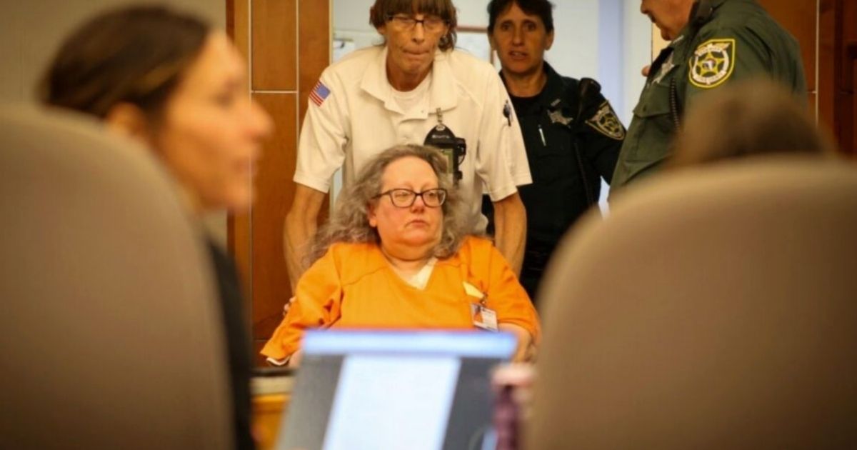 Woman, 63, brutally killed her roommate for a bizarre reason and lived ...