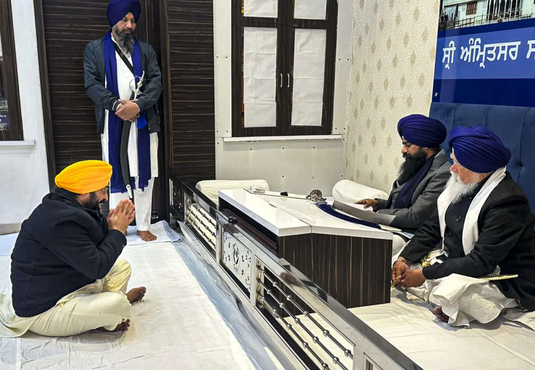 Punjab Chief Minister Bhagwant Mann appears before Akal Takht ...