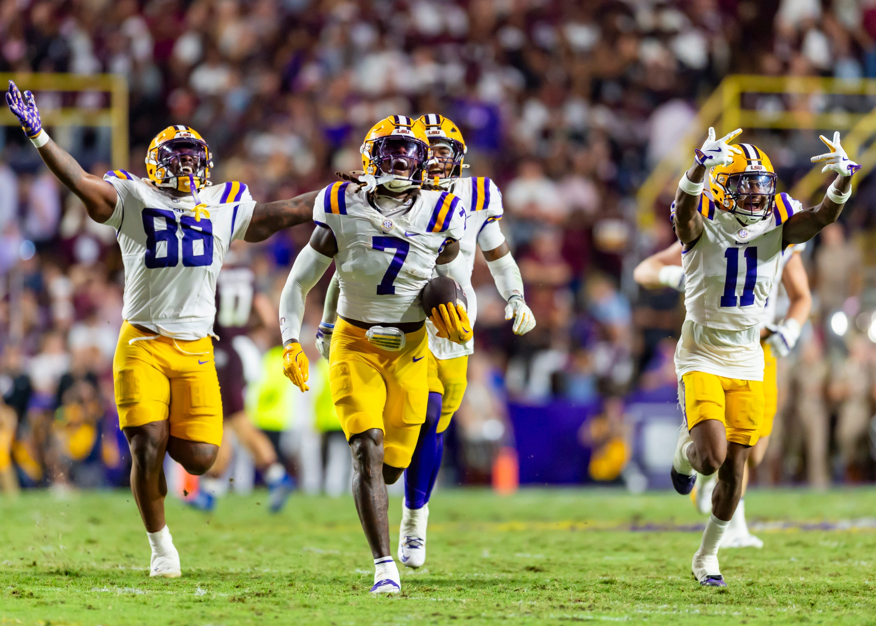 Star LSU football linebacker Harold Perkins reveals NFL draft decision