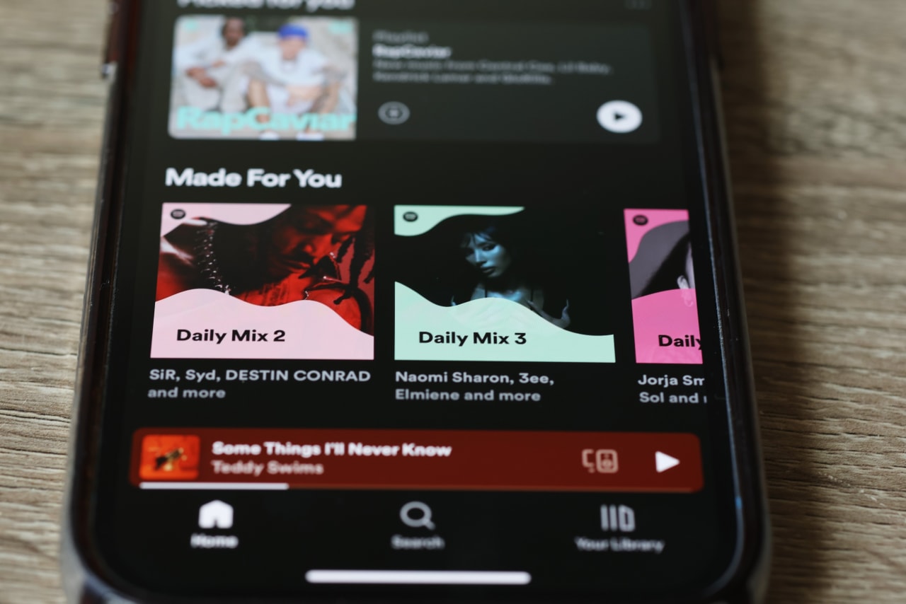 Spotify increases price of premium subscriptions