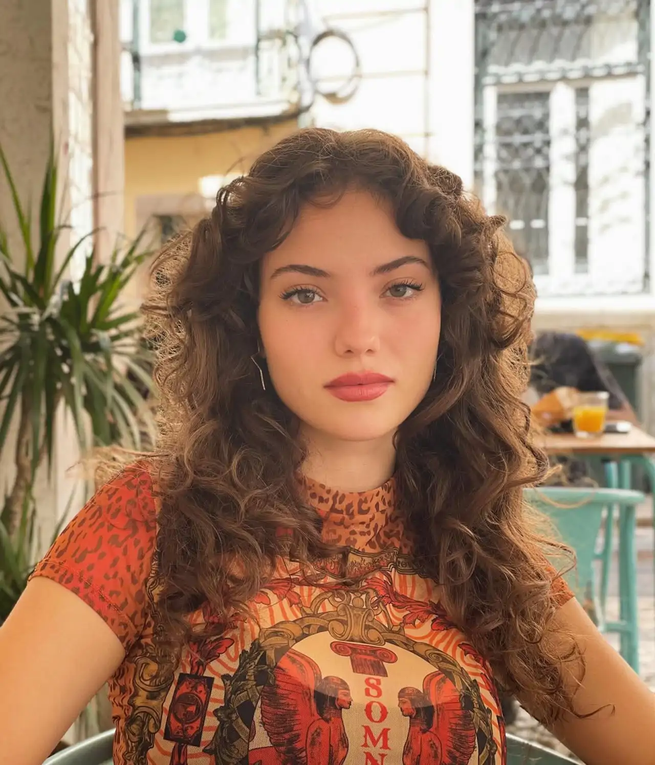 Corte shaggy rizado: qué es, cómo llevarlo y adaptarlo a tu tipo de ...