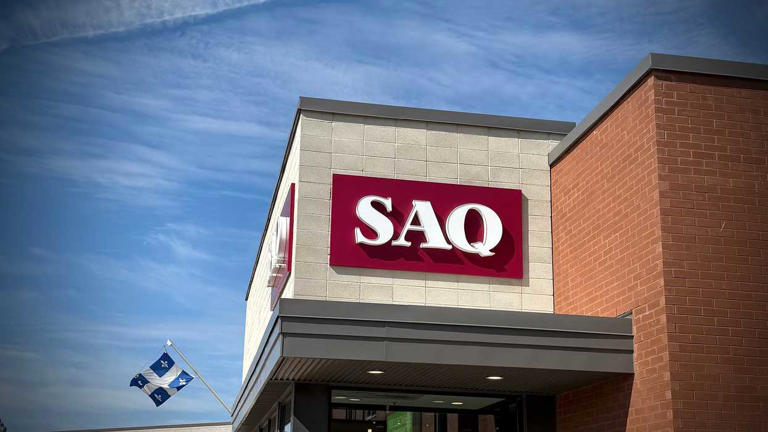 Tu pourras te faire livrer de l'alcool de la SAQ par Uber Eats : voici ...