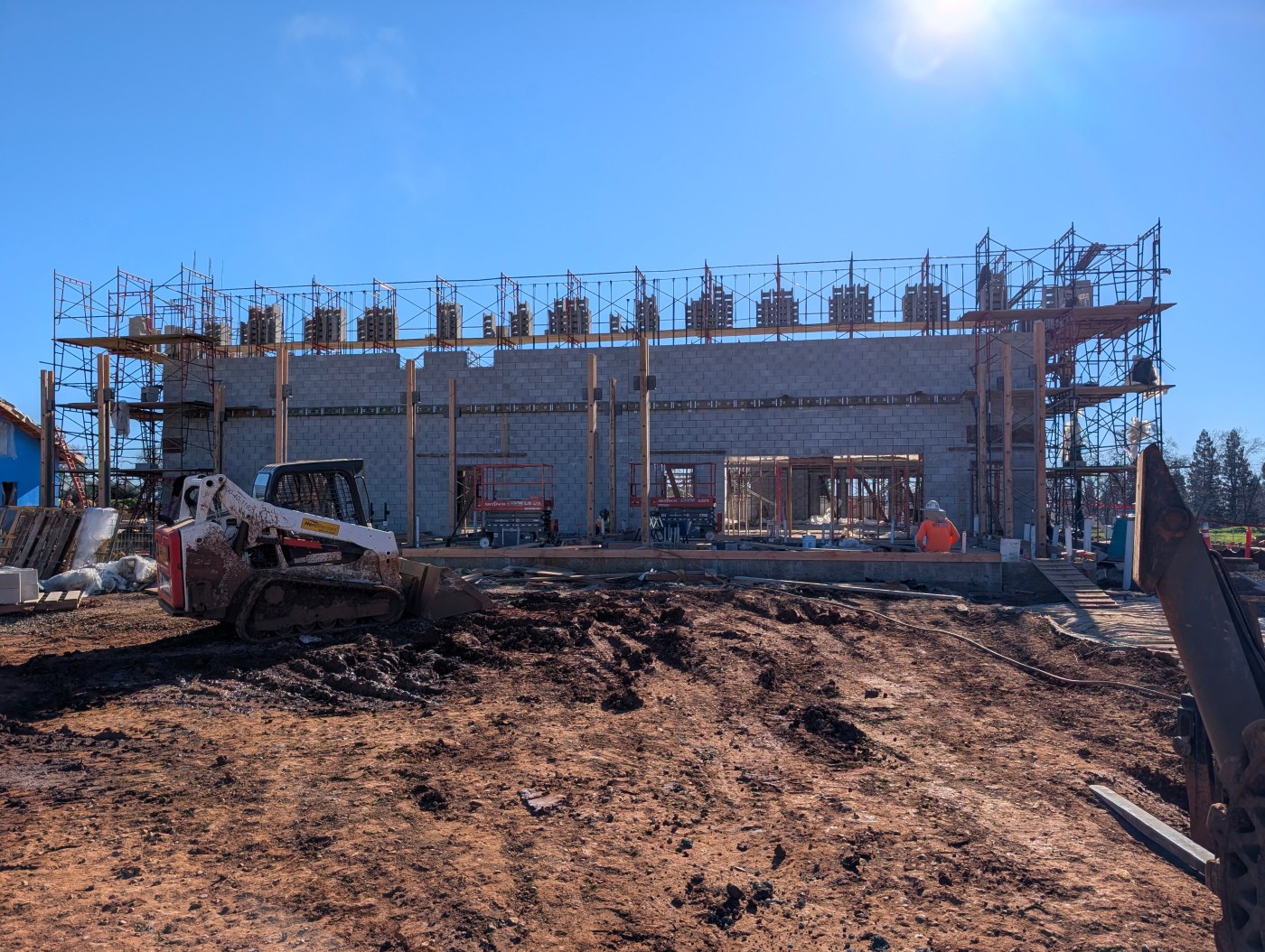 Paradise school grows | Photos