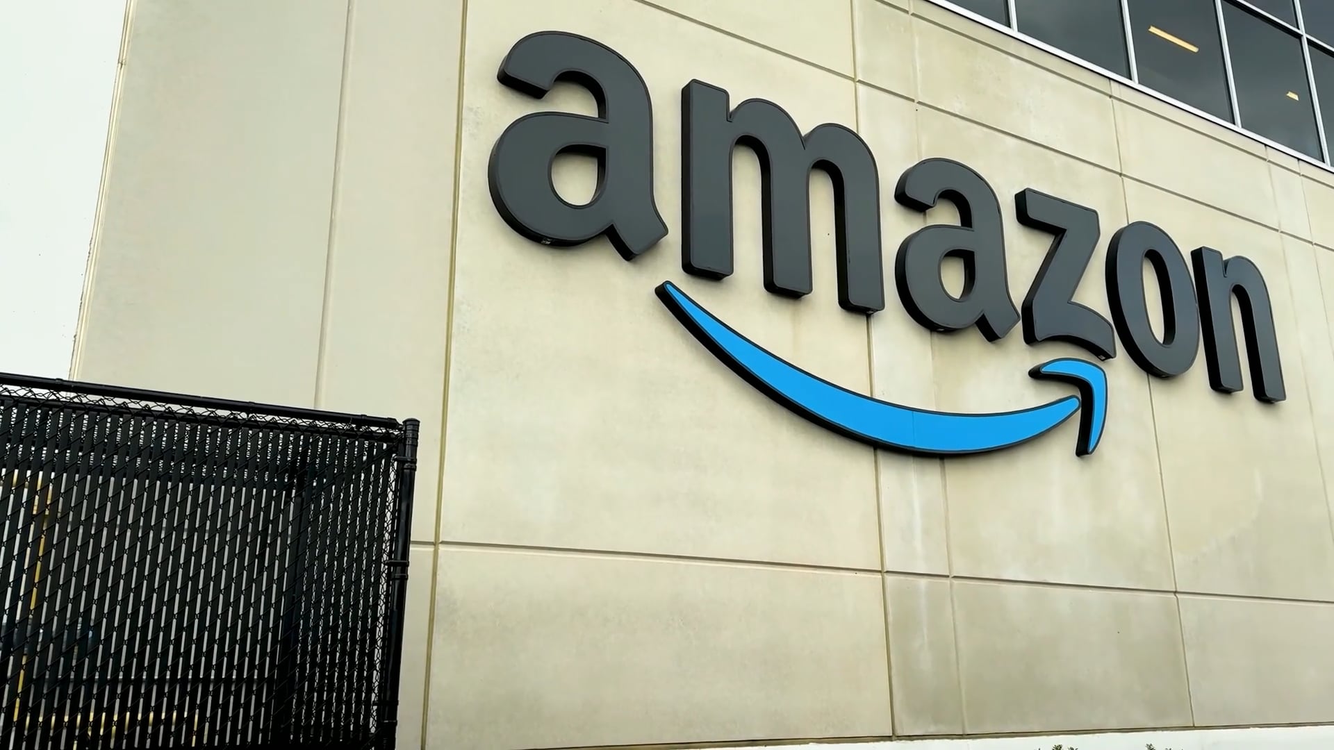 The New York Times exposes Amazon's strategy to avoid hiring 160,000 people