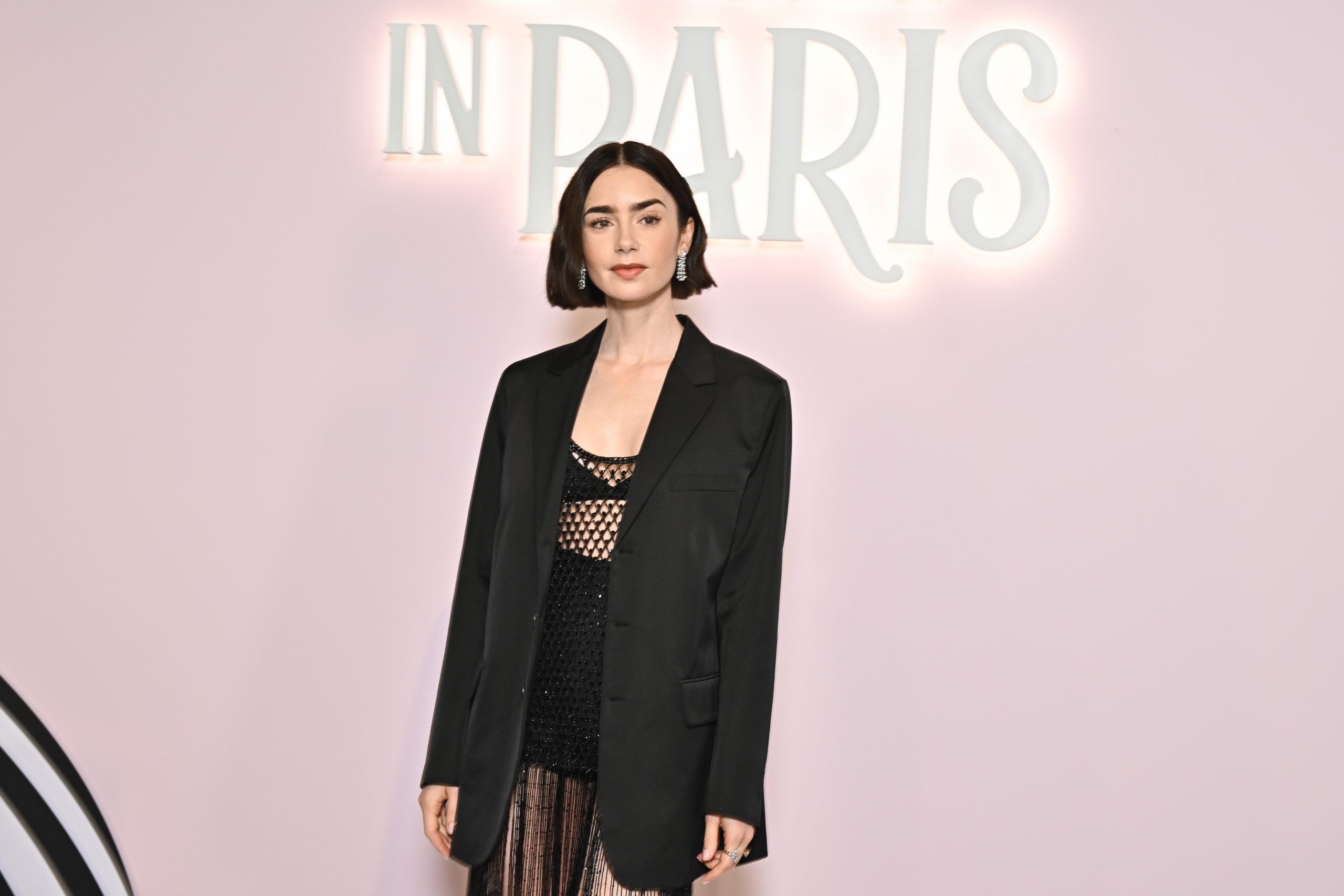 'Emily en París' regresará pronto para la temporada 6