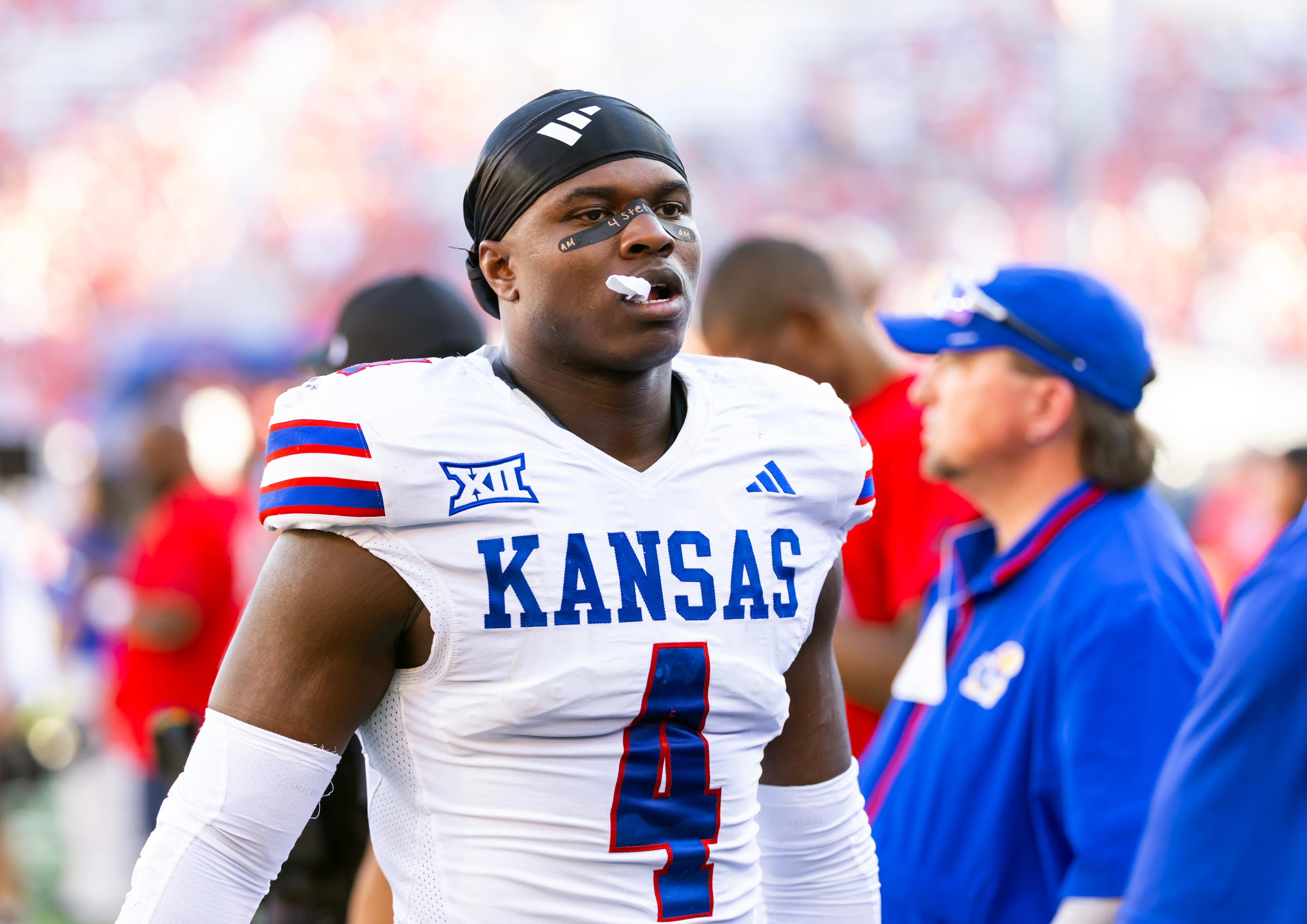 'Locked in': Trey Lathan reveals he'll stay with Kansas football