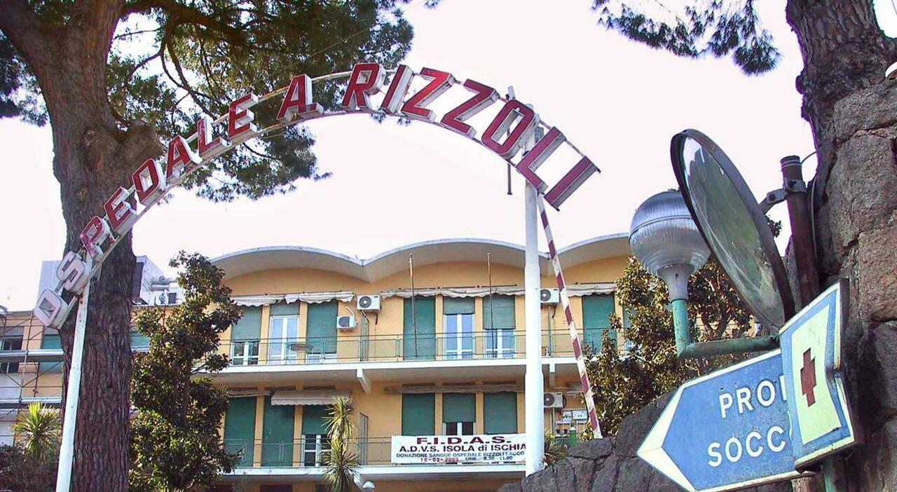 Ischia, studenti colti da malore dopo aver bevuto acqua minerale: in 4 ...