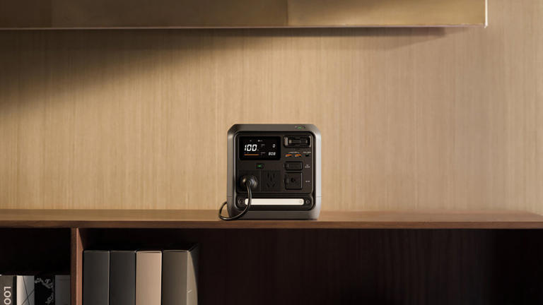 DJI Power 1000 Mini blurs the line between power banks and full-size ...