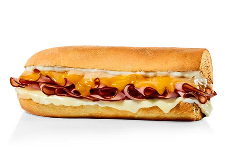 5 chain restaurants with the best ham and cheese subs, according to diners
