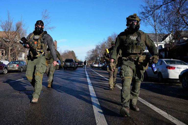 How to report ICE sightings without breaking the law in San Antonio