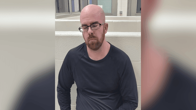 Employee among 2 arrested in Waldorf hookah lounge arson case