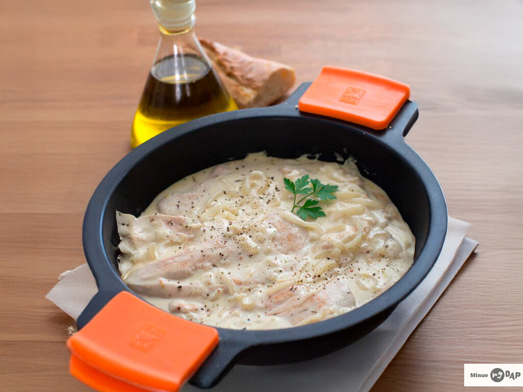 Pechugas de pollo con salsa de quesitos: receta fácil para sorprender ...