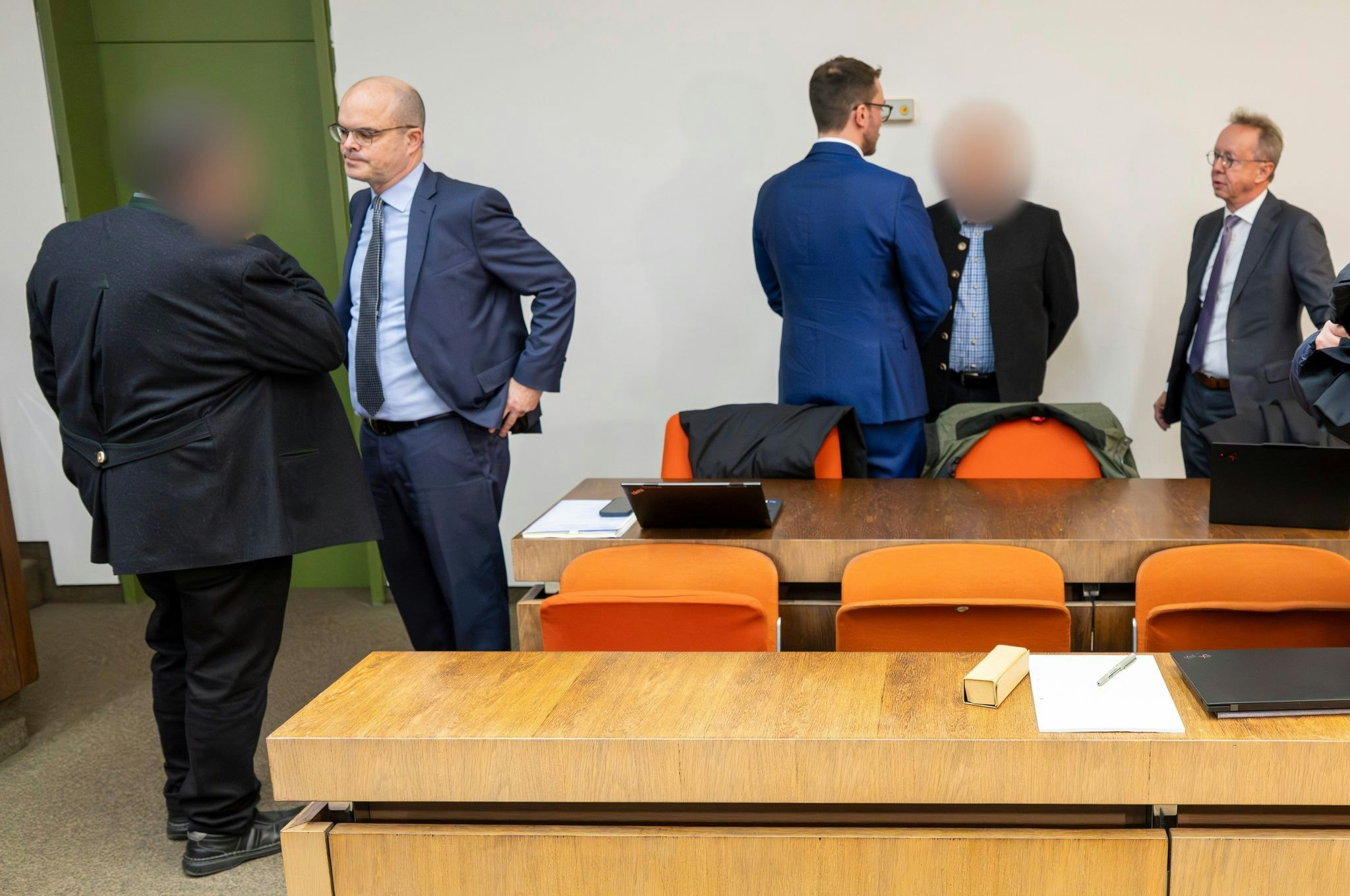 Entgleister Zug bei Garmisch: Prozess um Zugunglück: Strafen auf ...