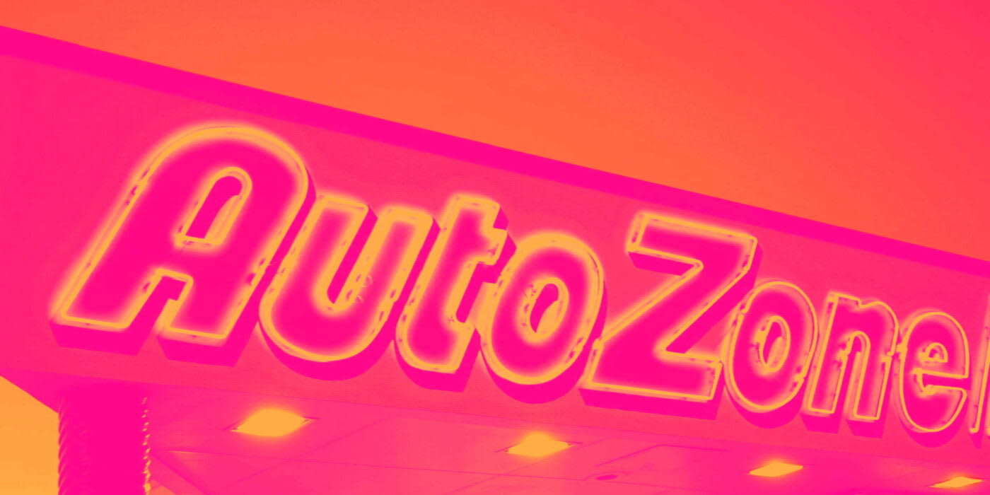 3 reasons we’re fans of AutoZone (AZO)