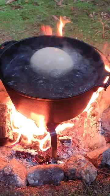 The full process of hard boiling a giant ostrich egg