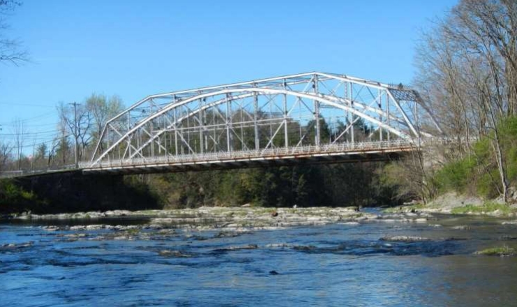 Corroded bridge in Stuyvesant closes for testing