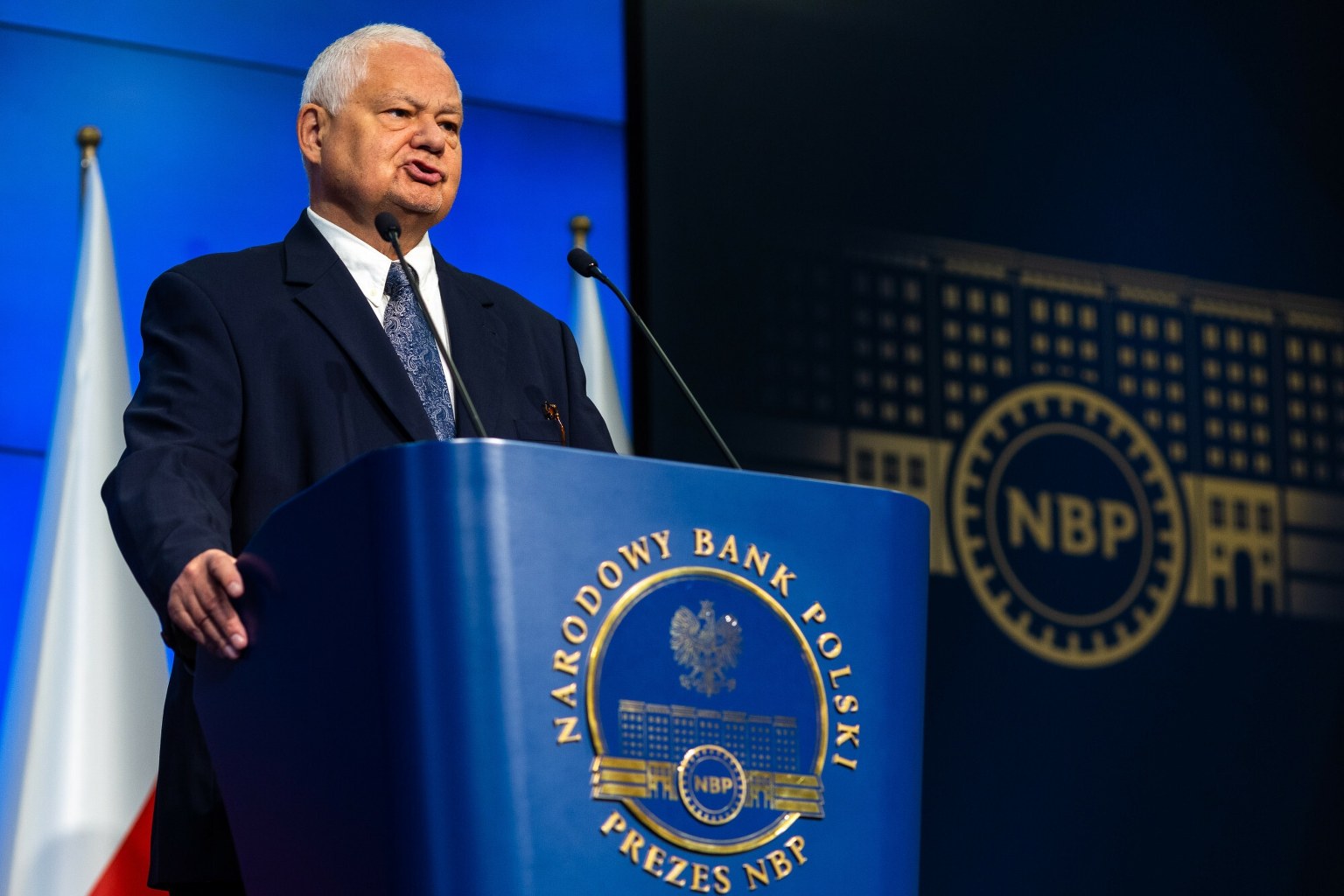 Glapiński zapowiada, NBP chce kupować złoto. "Zwrócę się do zarządu"