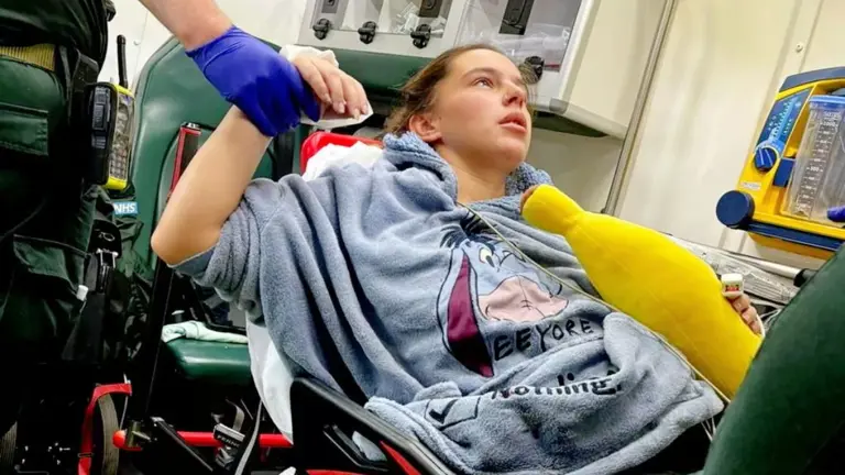 26-year-old vomits blood, paramedics suspect appendicitis, then she has ...