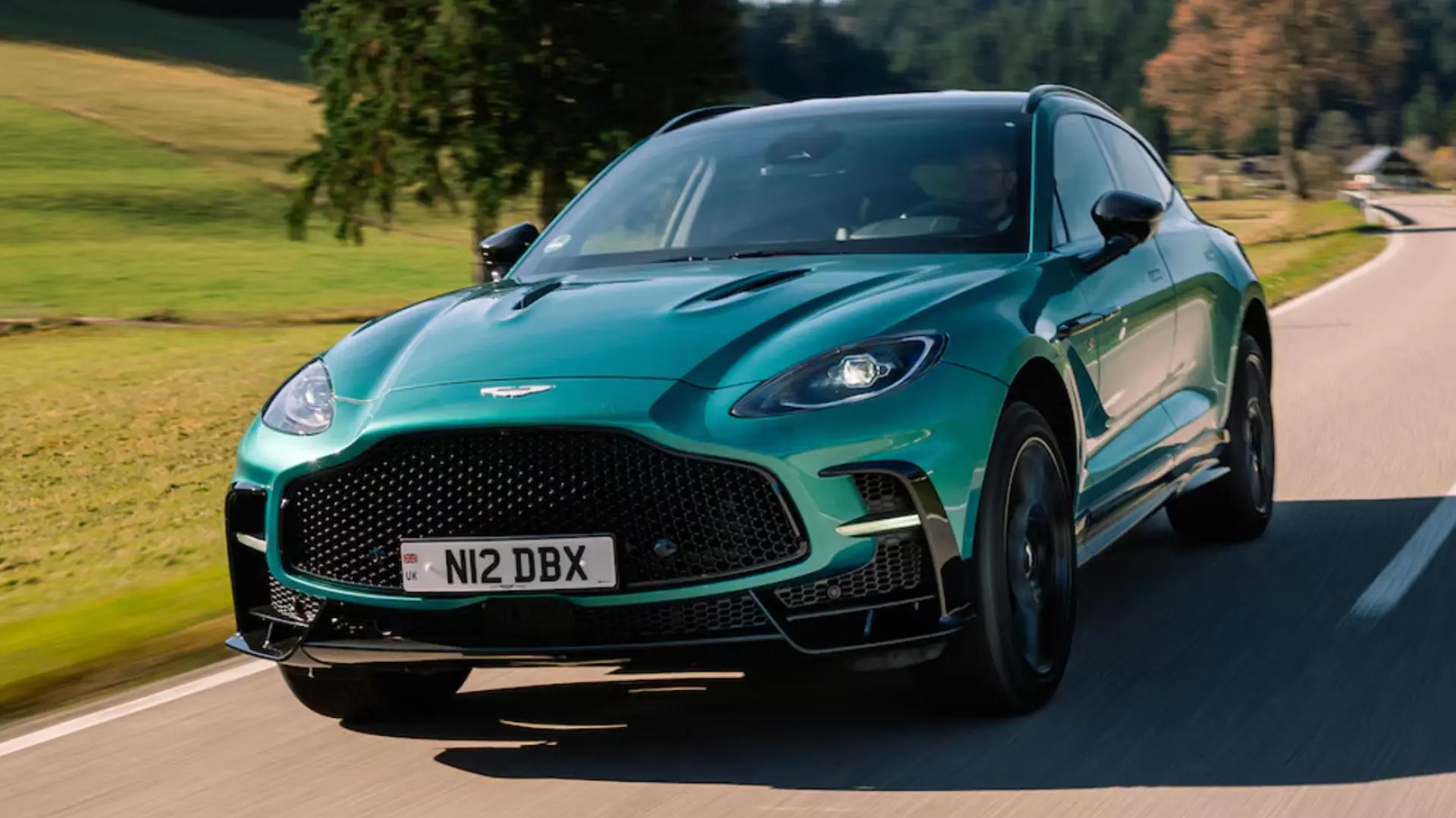 Ya he probado el Aston Martin DBX S: SUV por fuera, superdeportivo por ...