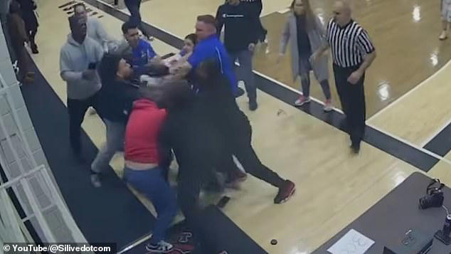 Brawling moms are banned from their kids' basketball games after ...