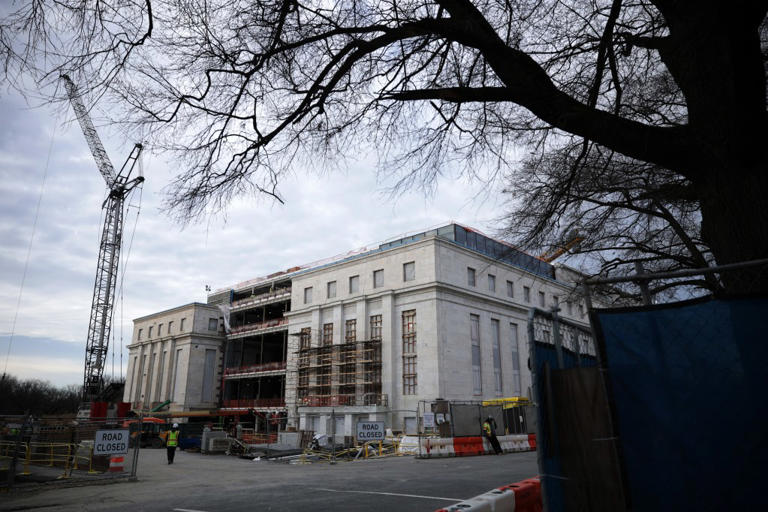 Trump says he has no plans to fire Jerome Powell — after reported 'joke ...