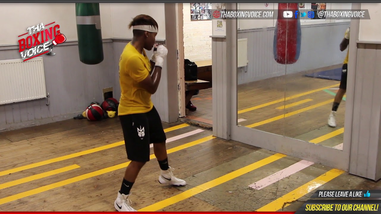 🔥Nicola Adams works the AQUA BAG and does some shadow boxing🥊@ Ingles ...