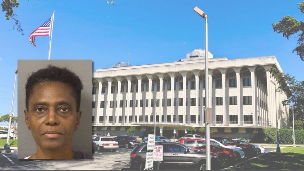 Woman 'intentionally' drives car into West Palm Beach Federal ...