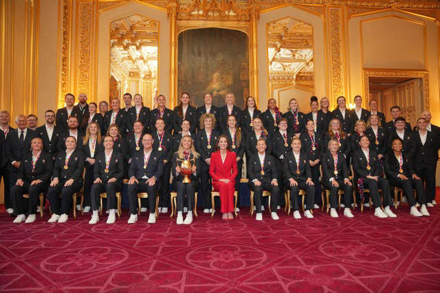 Kate hosts Rugby World Cup winners at Windsor Castle