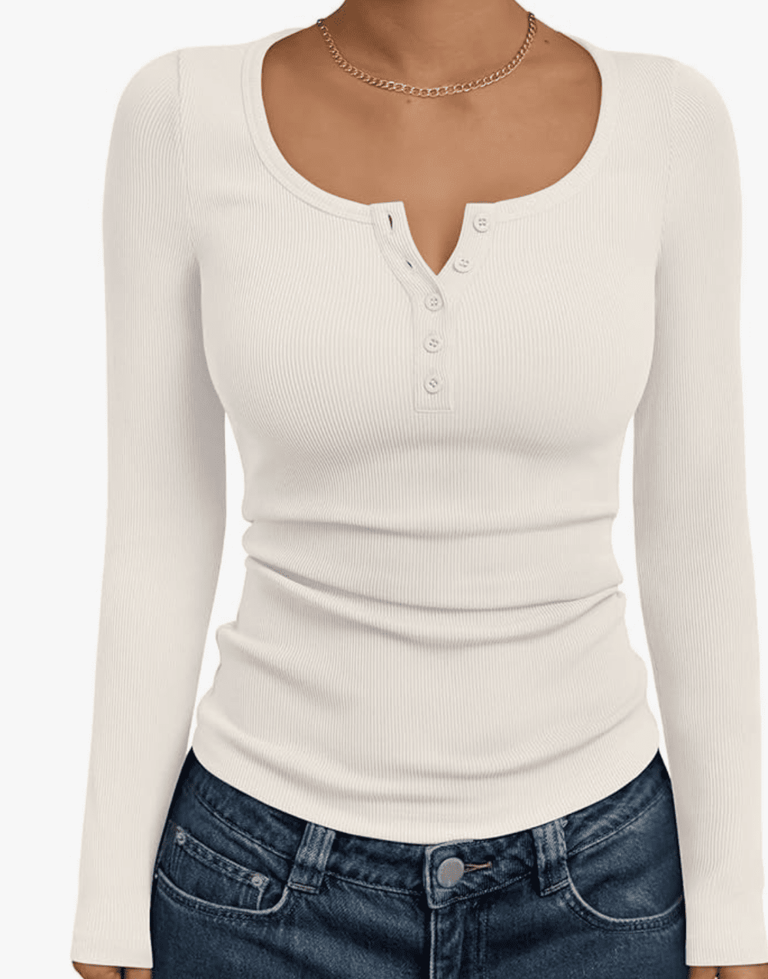 I asked stylish women in their 40s what they’re wearing this winter ...