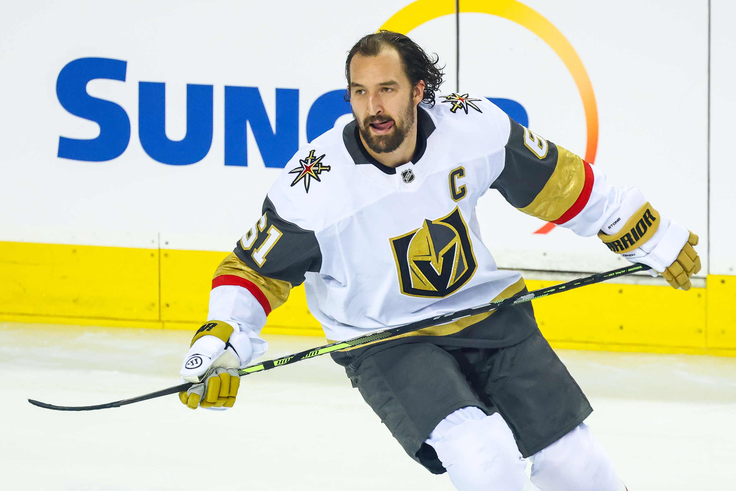 Stone scores 25 seconds into OT, Golden Knights beat Kings 3-2