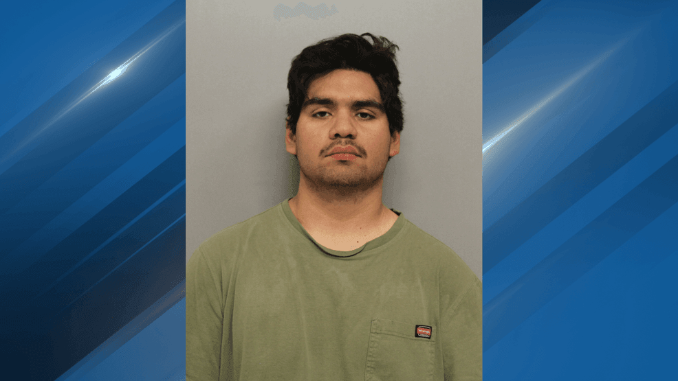 Tulsa police: Drunken driver causes rollover crash