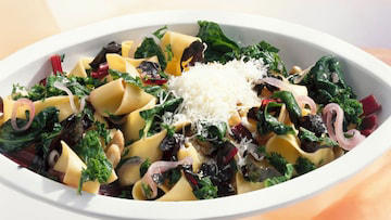 Comer acelgas nunca fue tan apetecible: 20 recetas fáciles y deliciosas