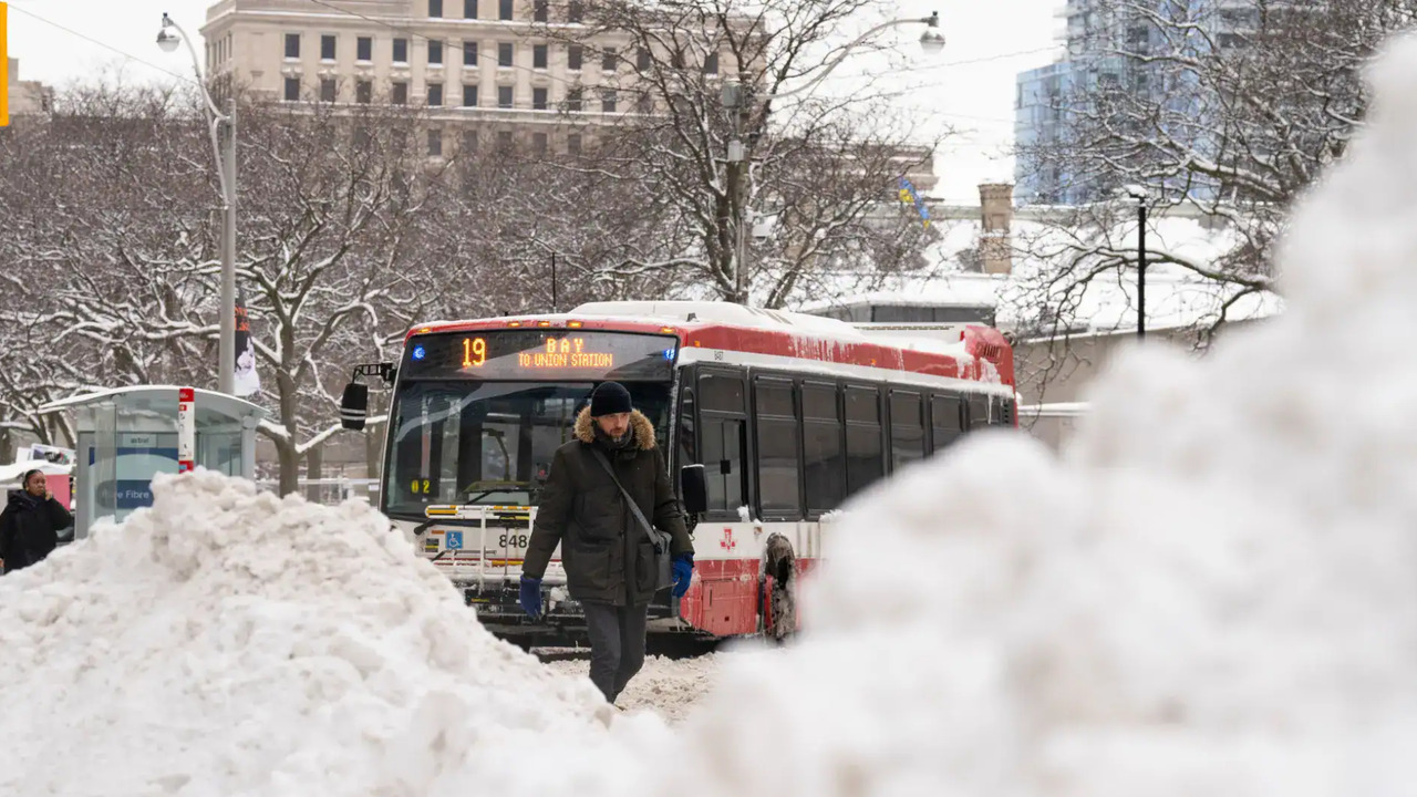 Winter storm crashes through the GTA
