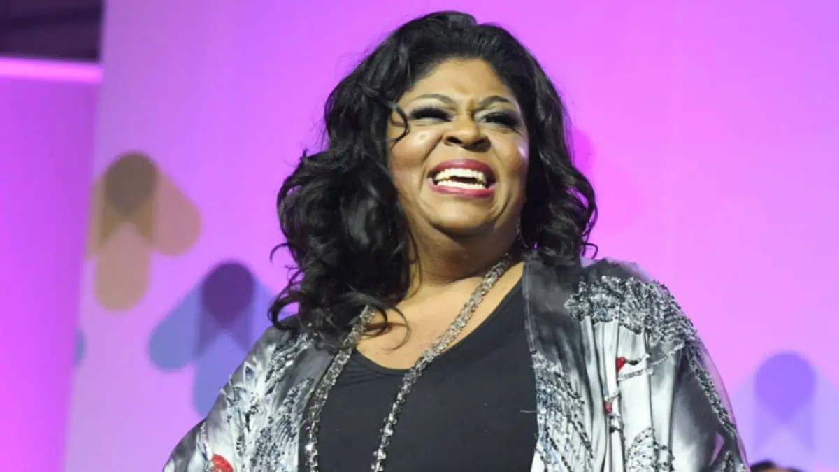 ‘Wow, I didn’t even know that was her’: Kim Burrell debuts a new look ...