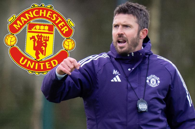 Roy Keane rips into Michael Carrick's first Man Utd decision in furious ...