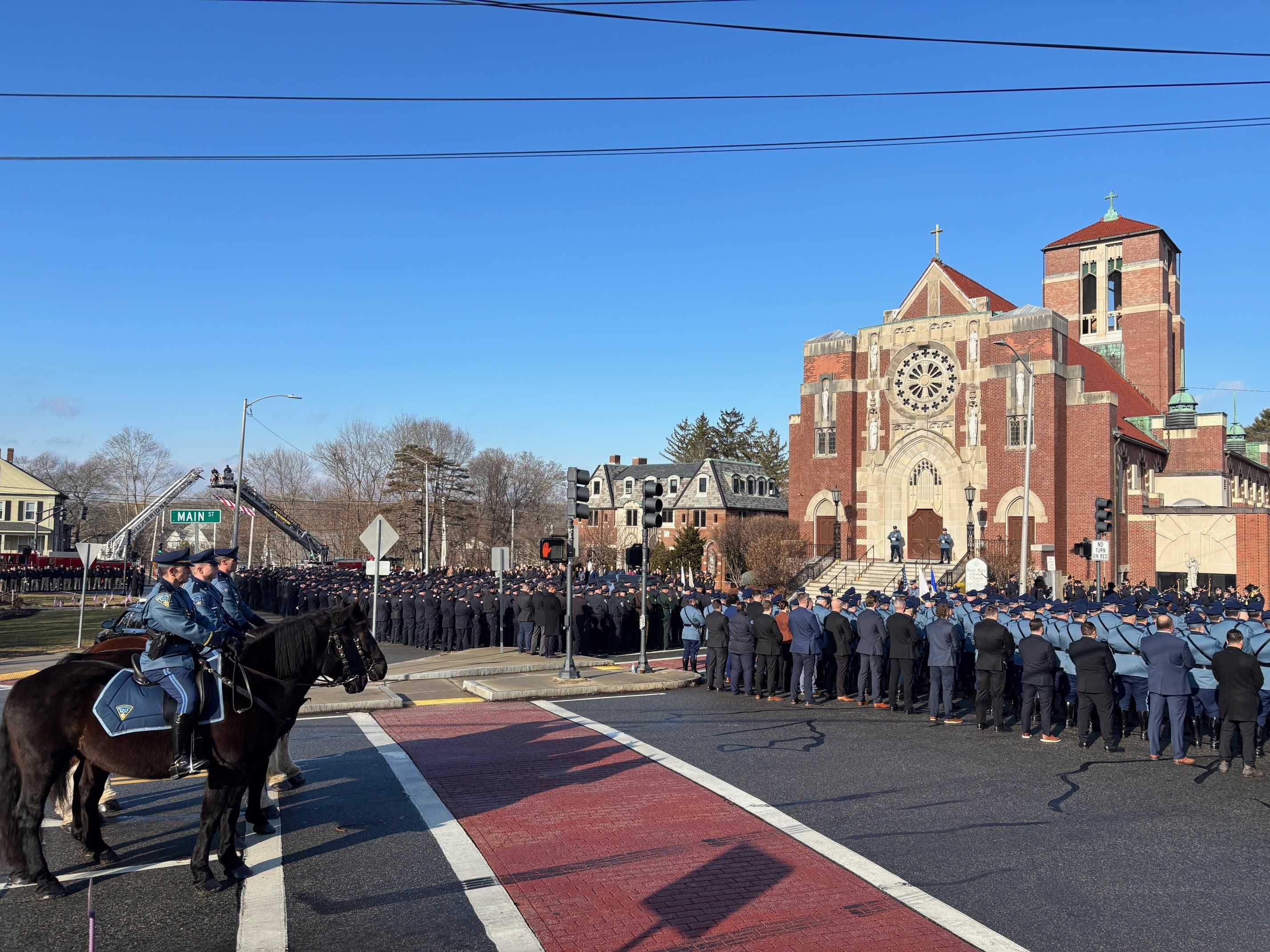 Funeral held for fallen Uxbridge police officer Stephen LaPorta