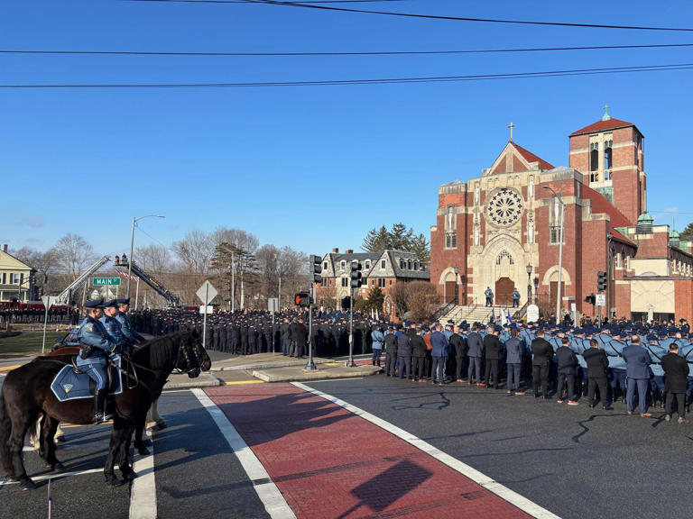 Funeral held for fallen Uxbridge police officer Stephen LaPorta